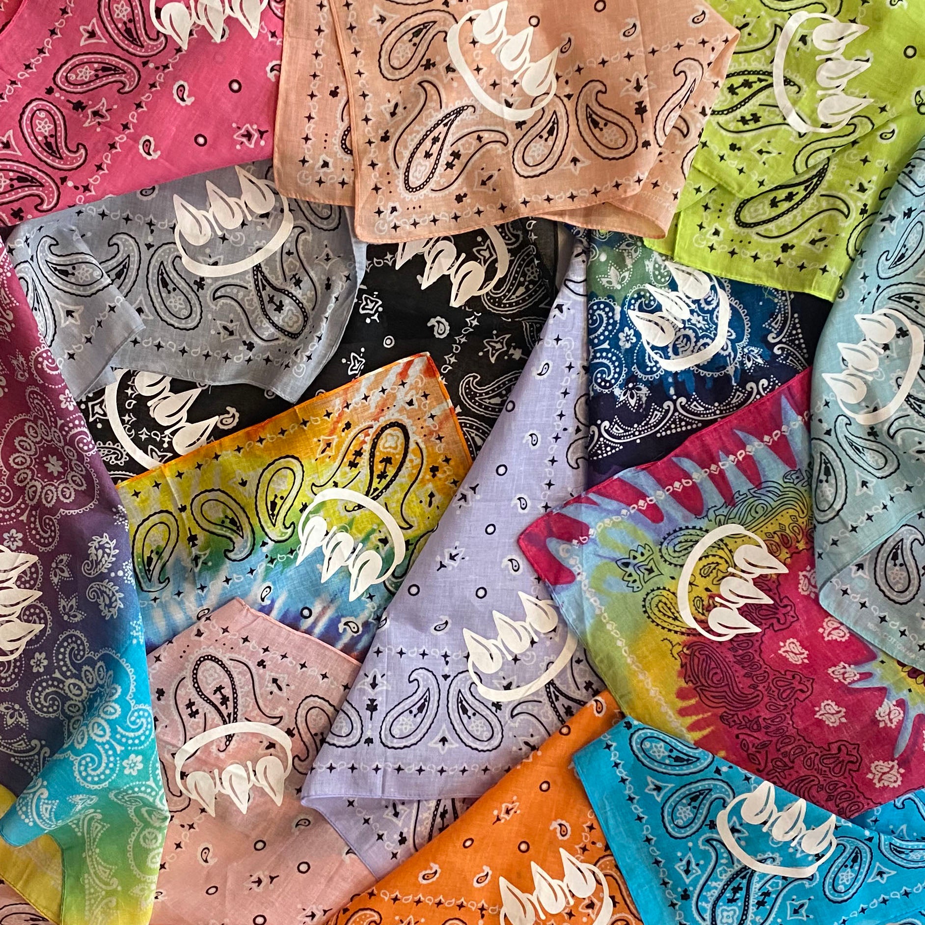 BANDANAS – Claw World Wide